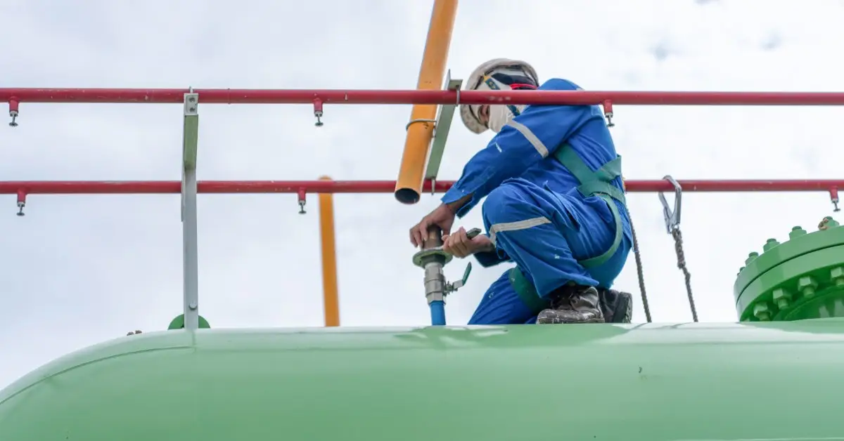 How To Install and Maintain a Tank Vacuum Relief Valve